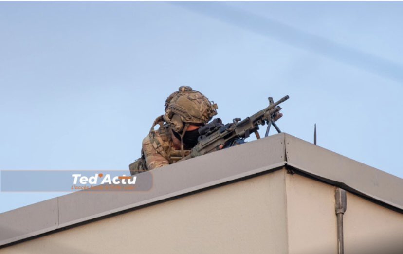 jtf2-02.jpg | Army.ca